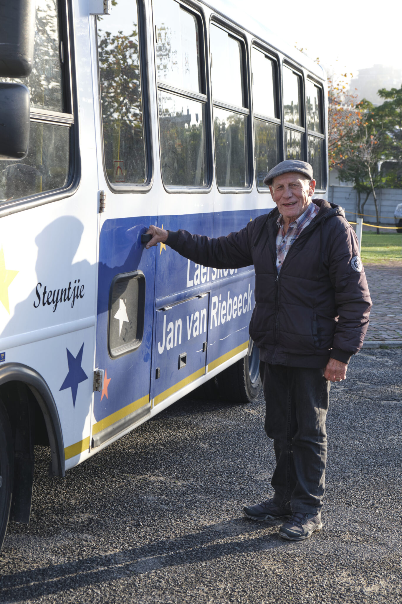 Oom Steyn - LS JvR Se Legende - Laerskool Jan Van Riebeeck