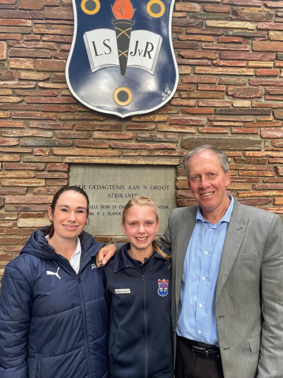 ATKV-Redenaars : Katryn Behaal 1ste Plek! - Laerskool Jan Van Riebeeck